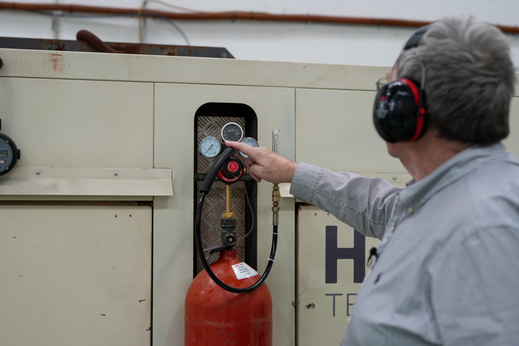 A revolutionary injection system for enhancing existing engines through ...